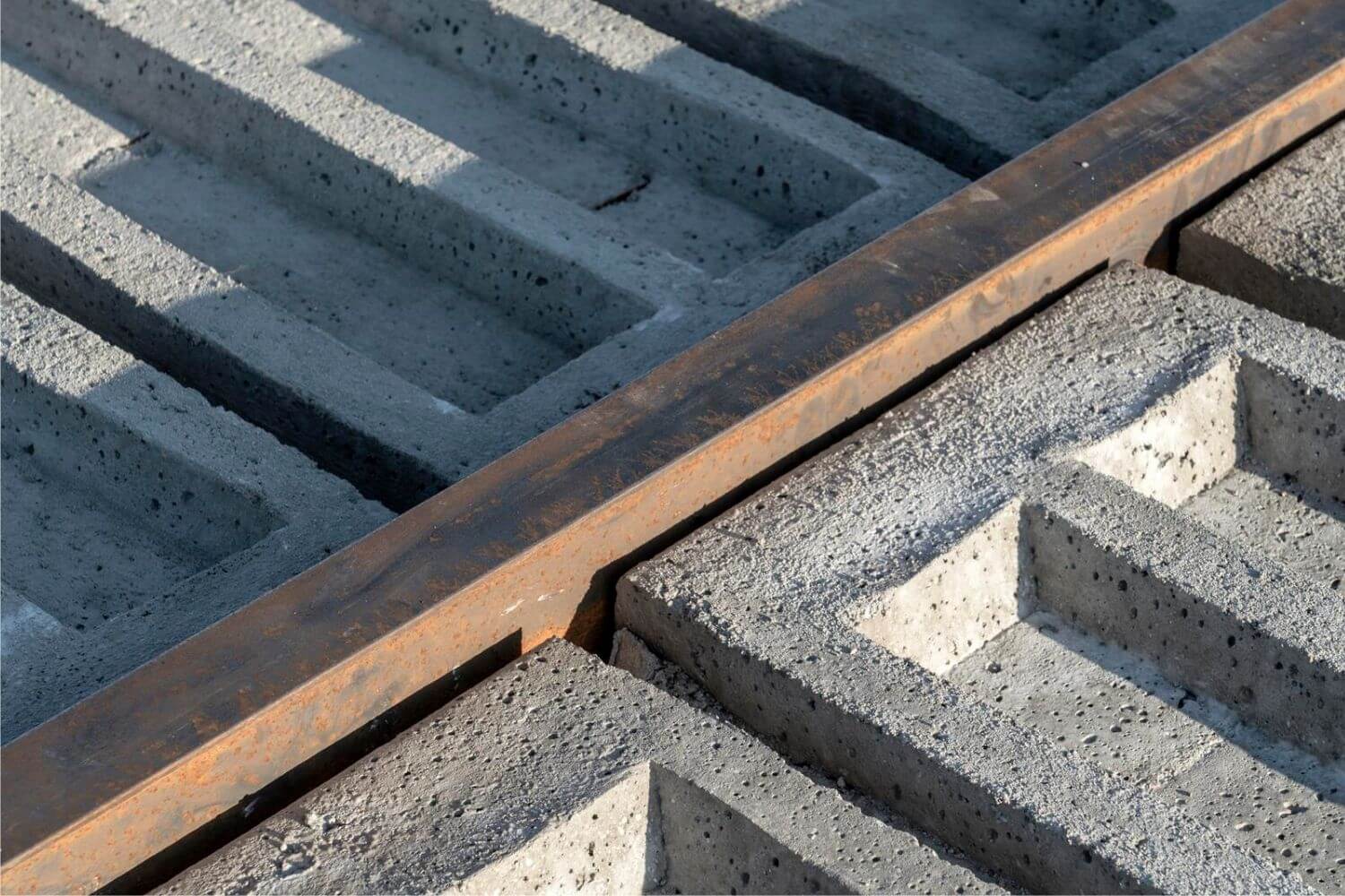 Stropy, schody, balkony prefabrykowane - BUDMATER.pl